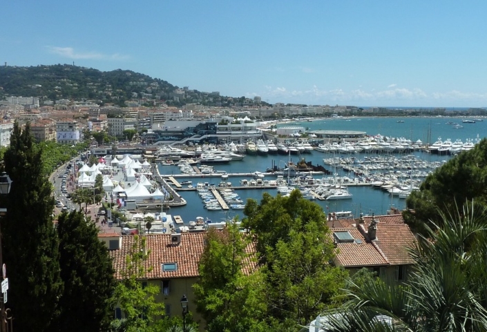 16 Amazing Things to Do In The French Riviera | Cities, Beaches, Islands