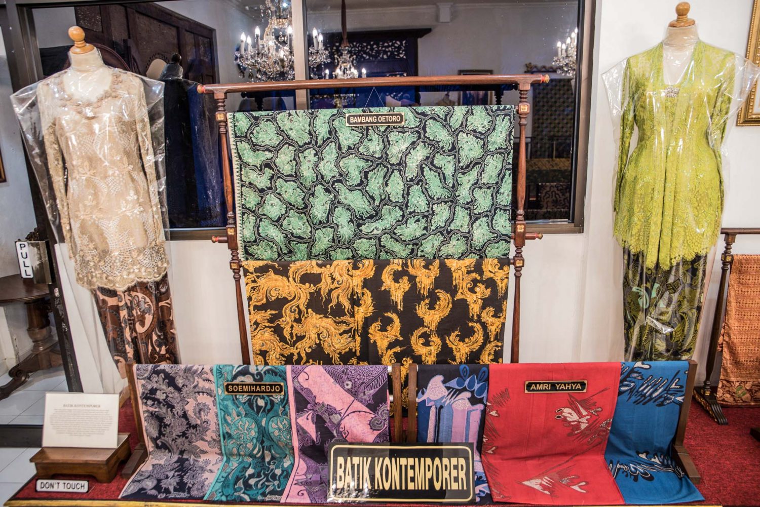 BATIK: An Indonesian Cultural Icon & My New Favorite Festival Fashion