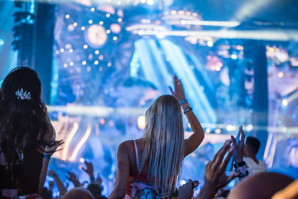 42 Festival Accessories, Gear & Must Haves To Bring To a Rave