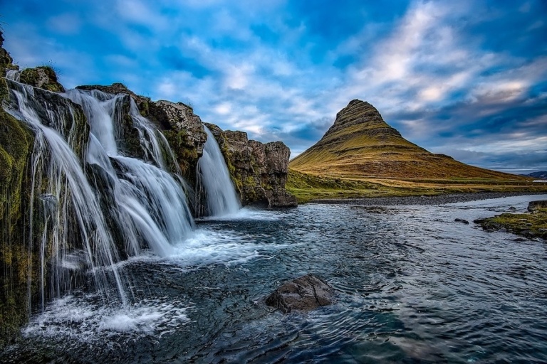 ICELAND Facts: 121 Mind-Blowing Facts About Iceland That'll Shock You