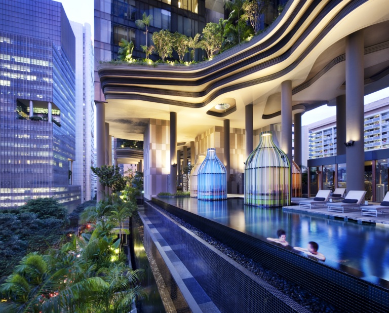 THE 20 BEST SINGAPORE ROOFTOP POOL HOTELS [2021]