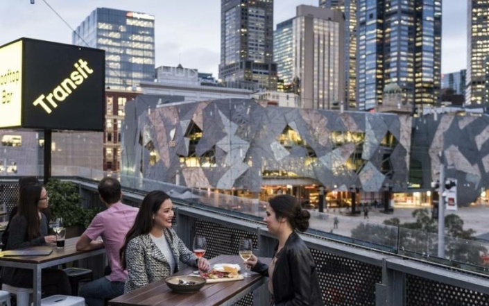 BEST ROOFTOP BARS IN MELBOURNE | 20 UNIQUE SPOTS