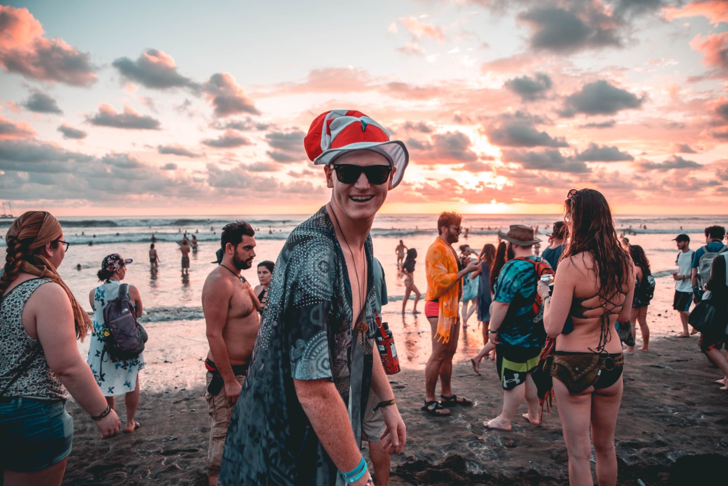 FESTIVAL GIFTS • 15 Perfect Gift Ideas for Music Festival Lovers