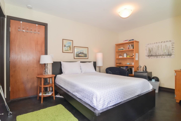 21 Best Airbnbs in Seattle, Washington: Romantic, Luxury + Unique