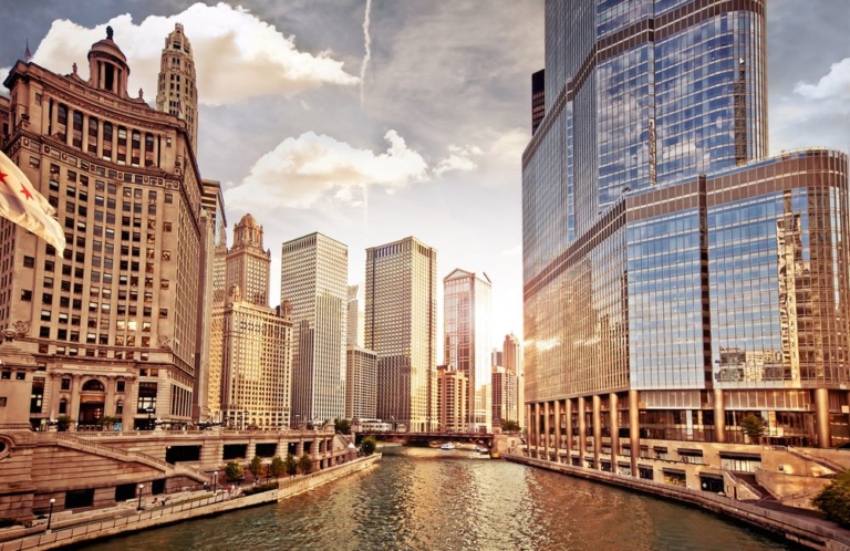 80+ Chicago Quotes & Captions Perfect For a Windy City Getaway