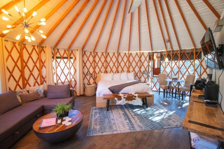 20 Best Glamping Utah Getaways in Zion, Moab & More (2023)
