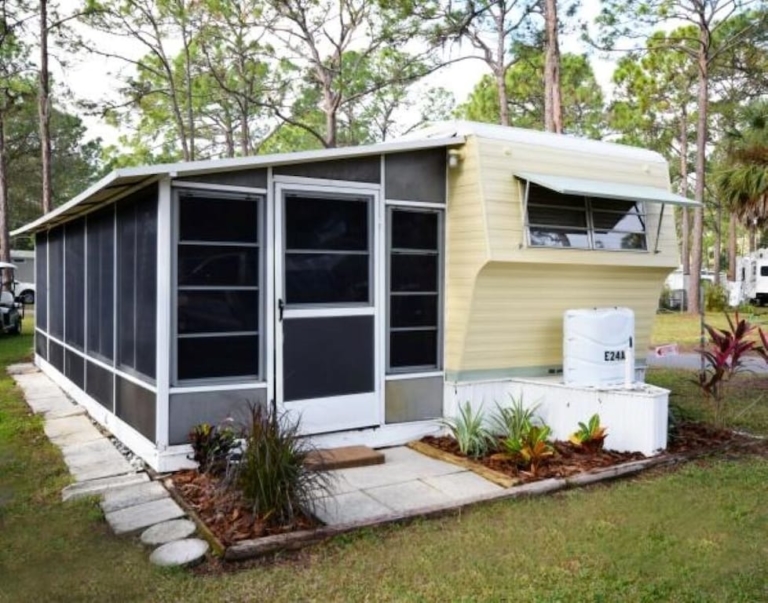 18 Best Glamping Florida Stays: Luxury Camping Airbnbs & Yurts