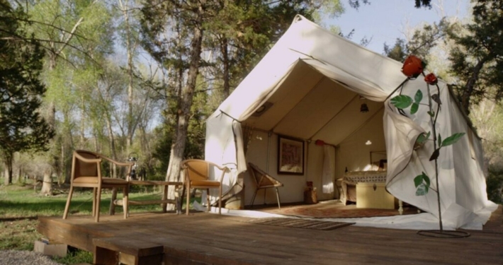 17 BEST Glamping Montana Sites To Stay in 2023 (Updated)