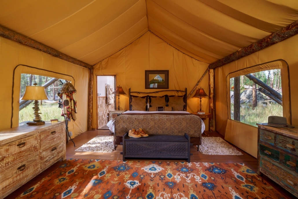 17 BEST Glamping Montana Sites To Stay in 2023 (Updated)