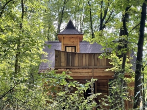15 Best Glamping Maryland Destinations: Yurts, Tents & Cabins