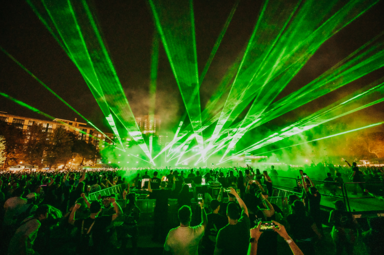 7 Reasons Why Chicago's Arc Music Festival Will Blow Your Mind - Jones ...