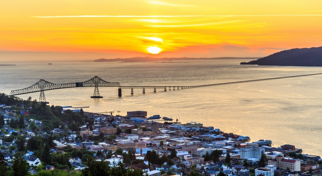 11 Amazing Stops Along the Seattle to Portland Drive in 2021