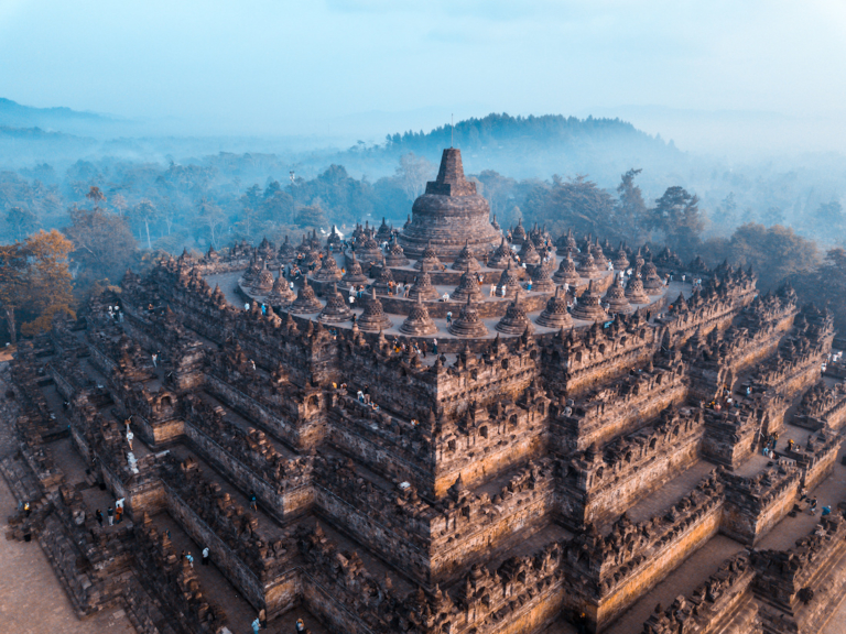 Top 24 Famous Landmarks in Asia | Must-See Sites & Monuments