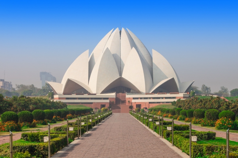 Famous Landmarks in India | 14 Top Monuments & Sites to Visit - Jones ...