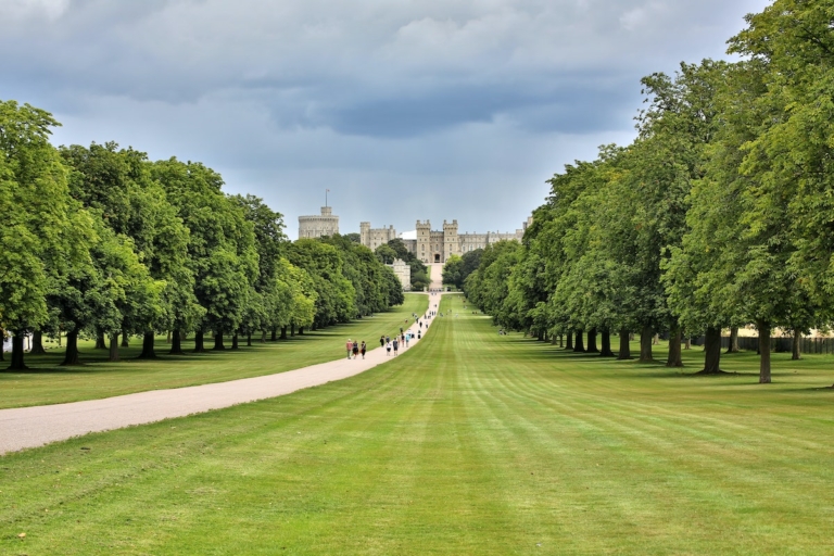 18 Famous Landmarks in the UK To Visit Before You Die