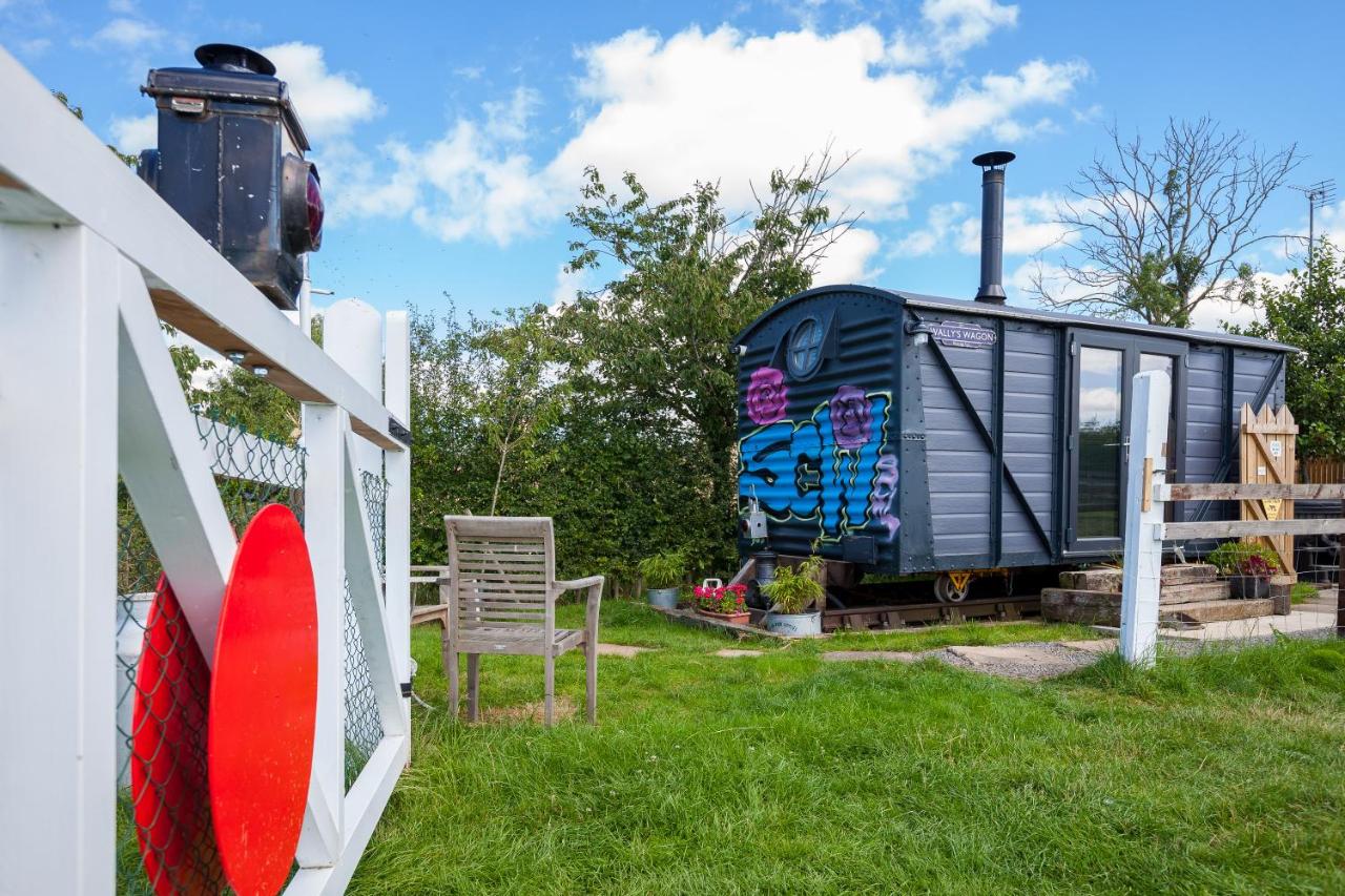 13 Best Places To Go Glamping in Yorkshire | July Dreamer