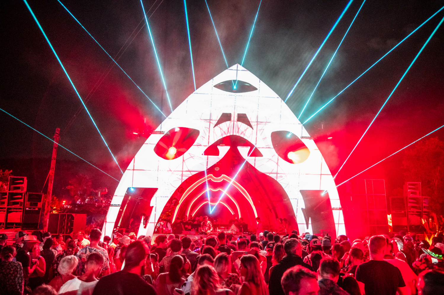 7 Reasons Why SXM Festival is the Ultimate Destination Music Festival