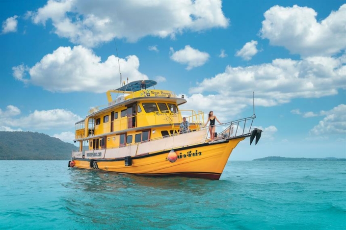 15 Best Liveaboards in Thailand | Epic Scuba-Diving Trips - Jones ...