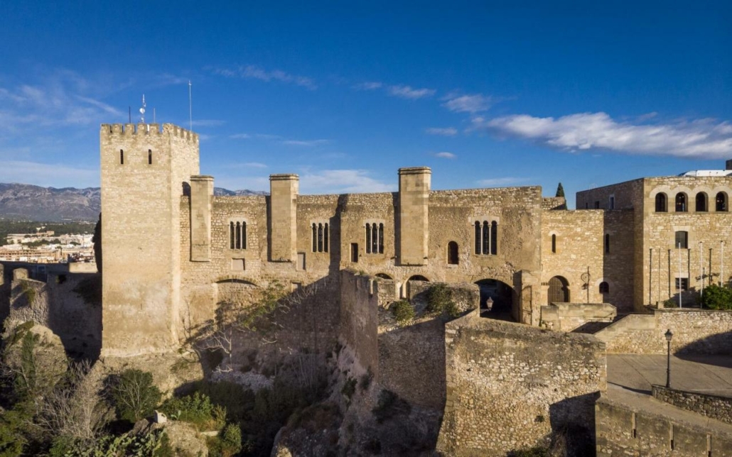 15 Epic Castle Hotels in Spain For Your Bucket List - Jones Around The ...