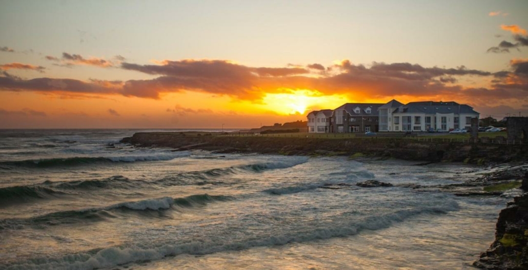15 Best Beach Resorts in Ireland for Your Bucketlist