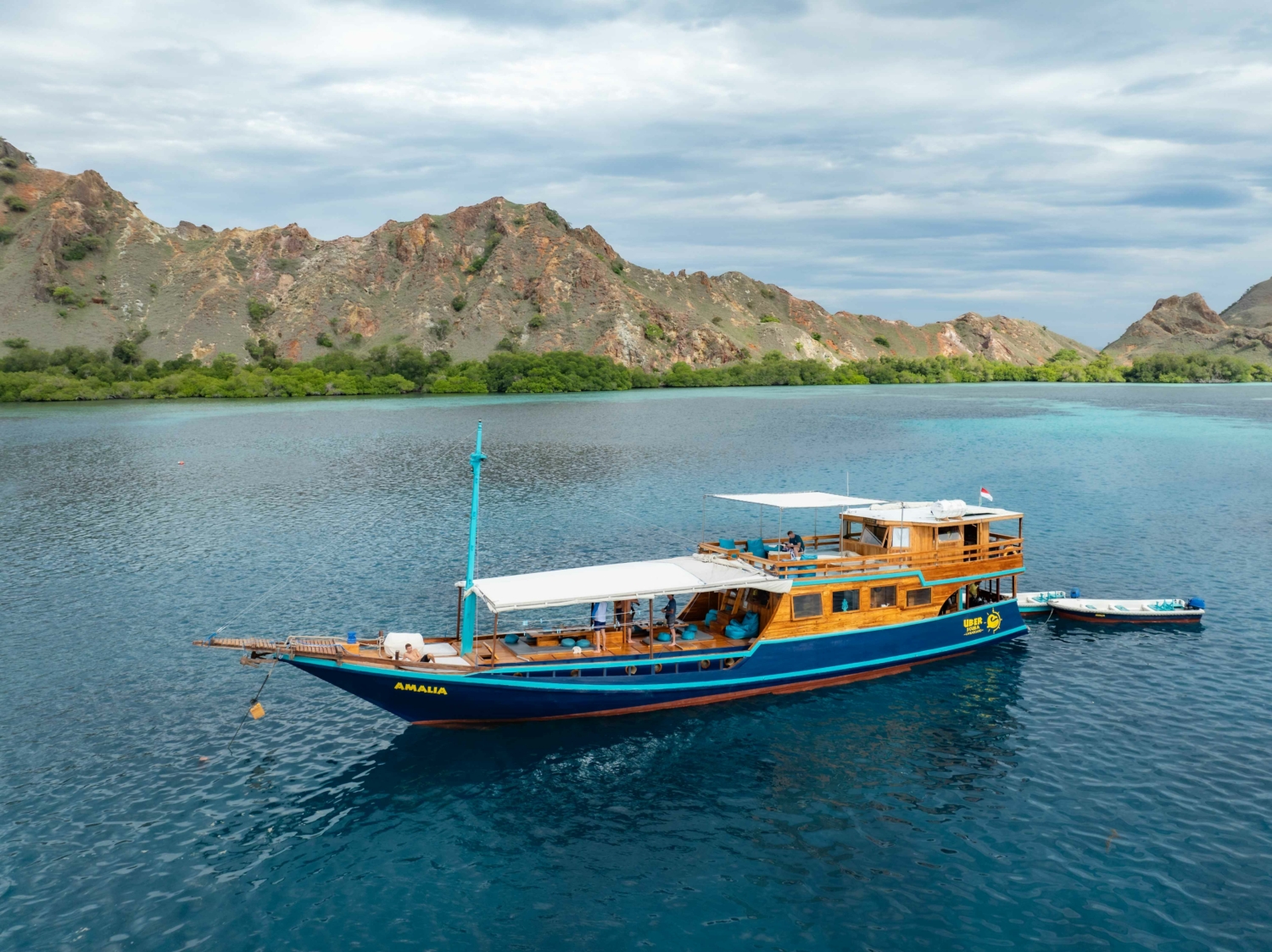 Uber Scuba Komodo Amalia Review: Diving in Paradise