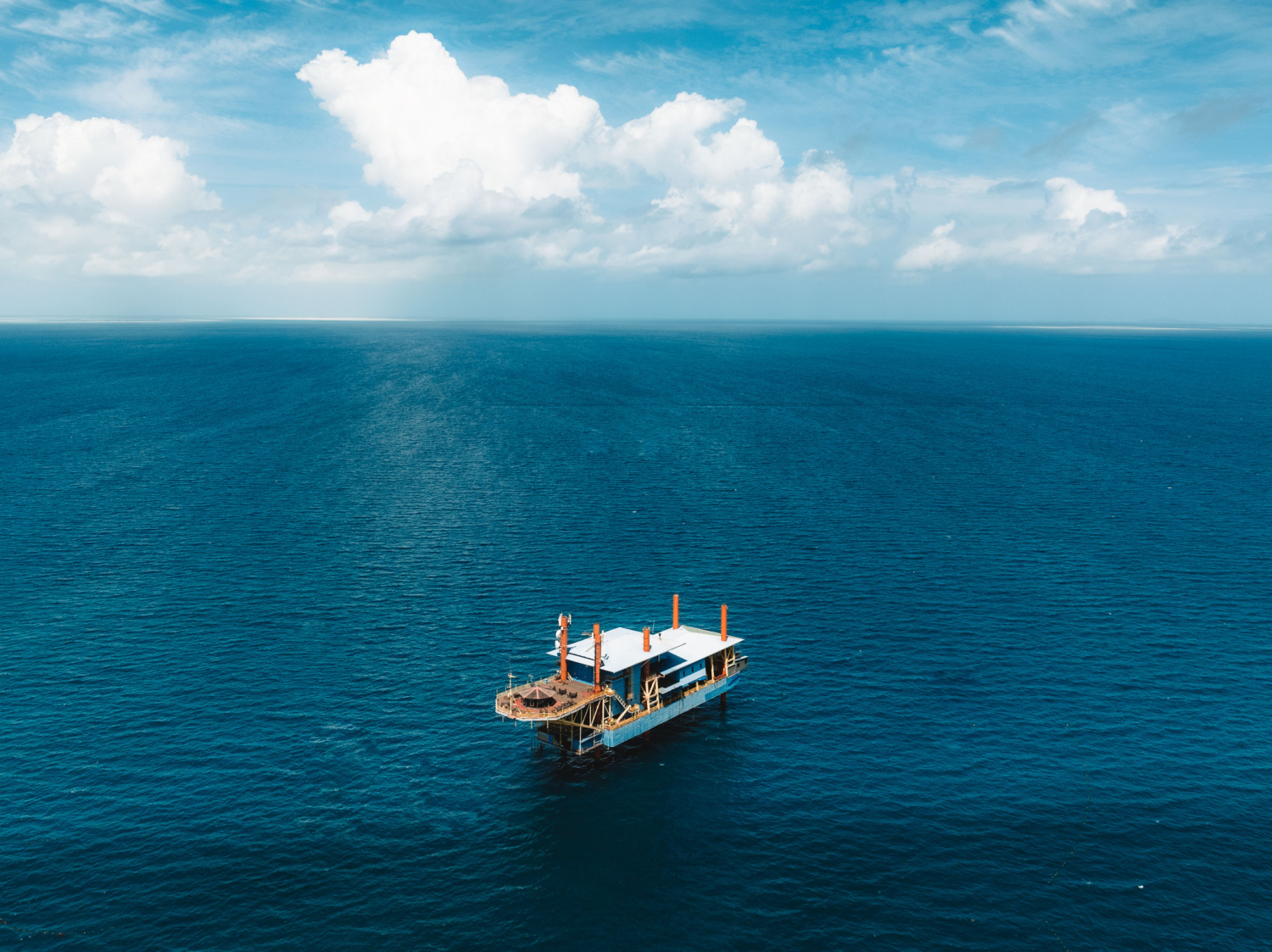 Seaventures: The World's First and Only Live On Board Dive Rig